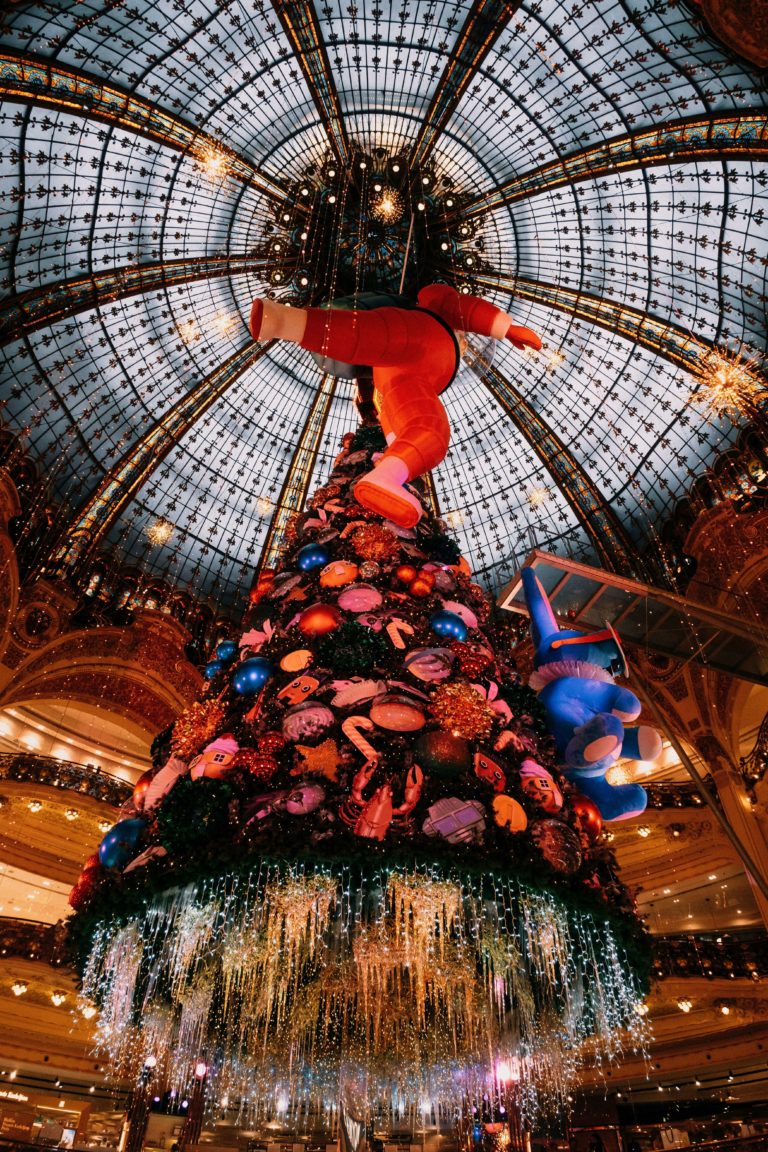 The most beautiful christmas window displays to see in Paris - Pioma Home